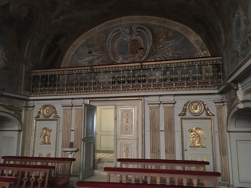Saint Saturnin Tribune - Pôle Missionnaire Catholique de Fontainebleau