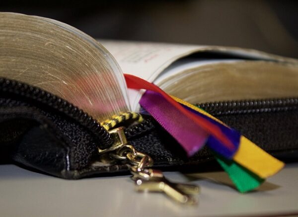 La nouvelle formule de prière sur les offrandes ! - Pôle Missionnaire Catholique de Fontainebleau