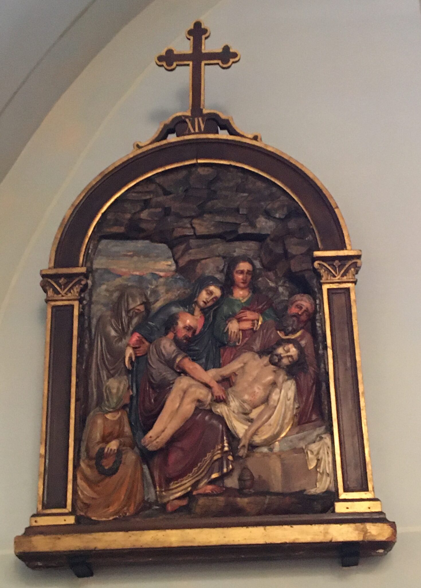 Chemin de croix 14° station - Pôle Missionnaire Catholique de Fontainebleau