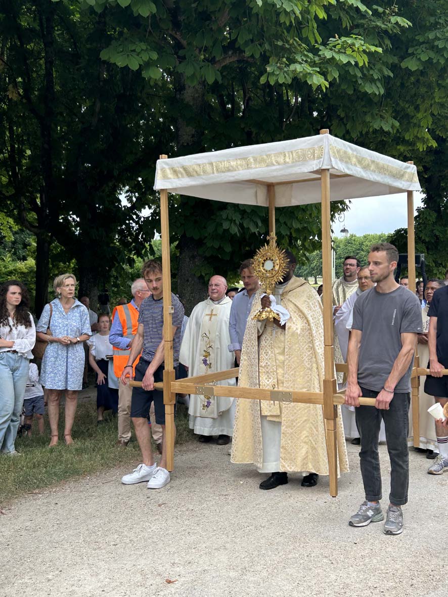 Le pôle en images - Pôle Missionnaire Catholique de Fontainebleau