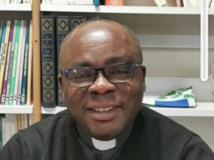 Père Yves-Adrien KOUADIO - Pôle Missionnaire Catholique de Fontainebleau